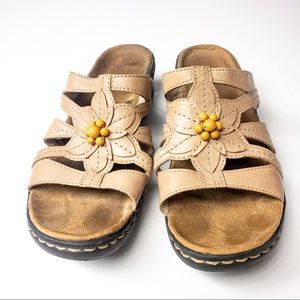Clarks | Shoes | Clarks Leather Sandal With Flower Design Tan | Poshmark